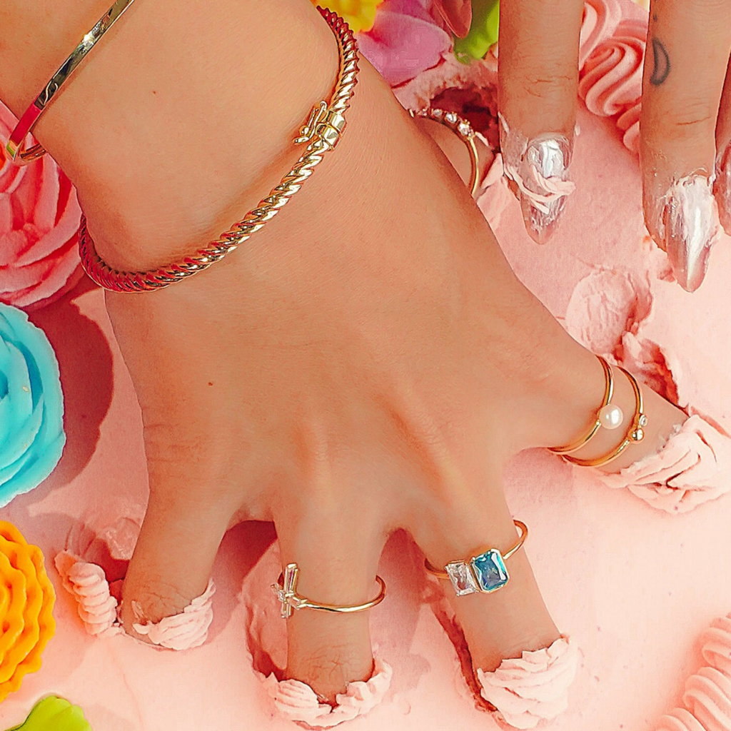 Shop Stackable Rings, Statement Rings, Signet, Engagement rings & Wedding bands – Foundry